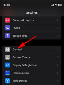 How to Clear MS Outlook Cache Files [Desktop/Mobile]