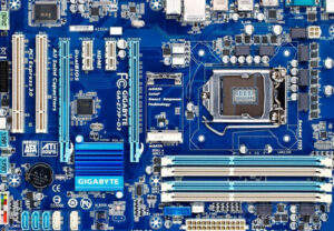What are Motherboards Made Of [List Of Components Explained]